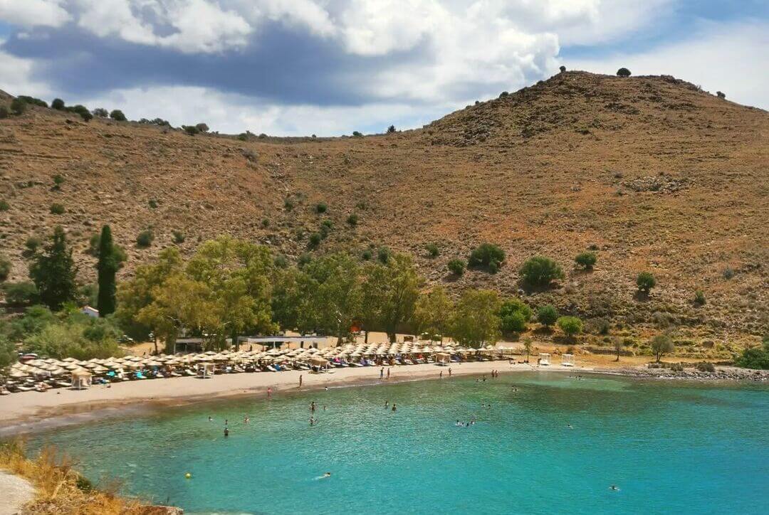 Where to stay in Aegina - 5 BEST AREAS - Adventourely